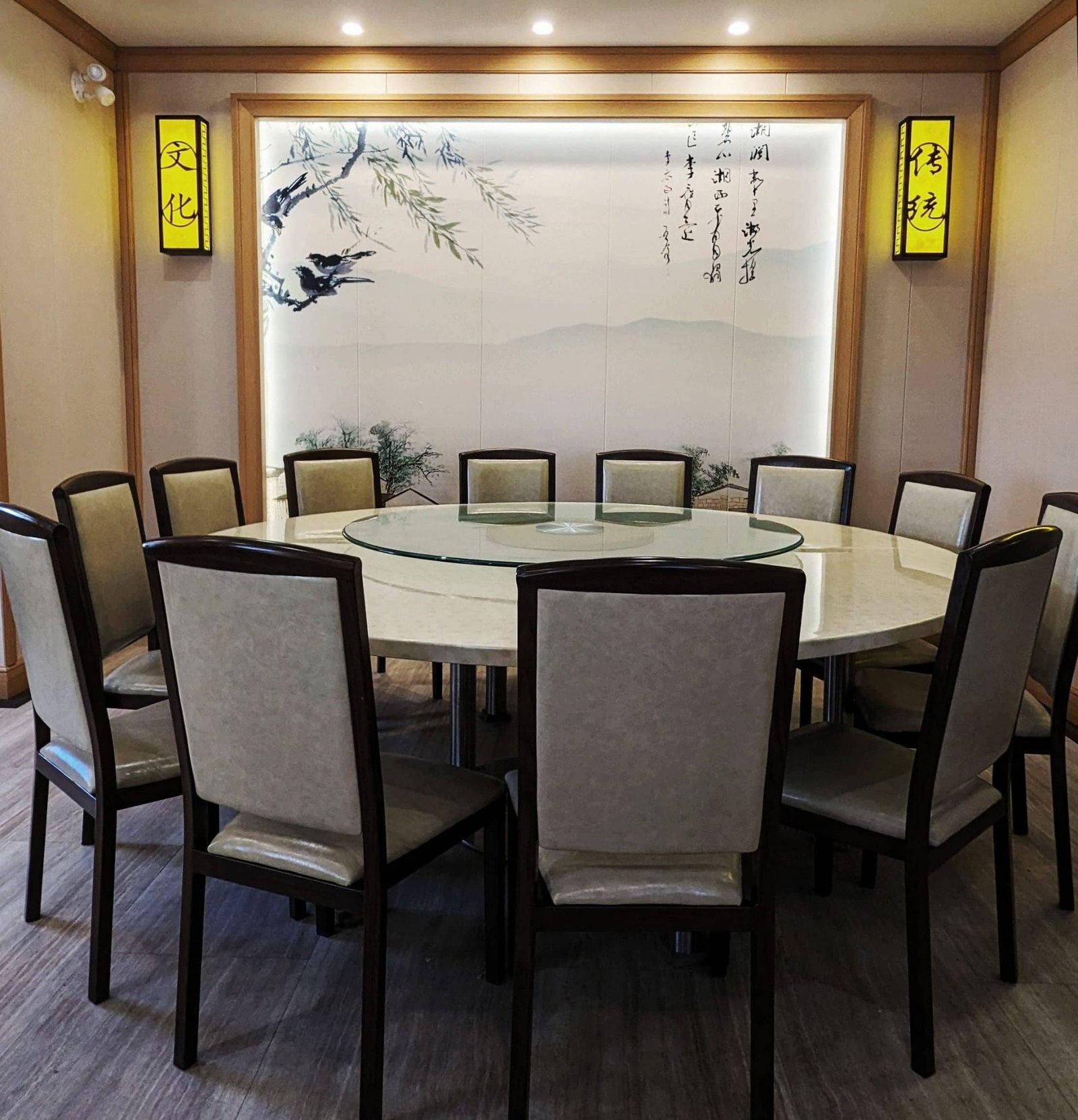 Best Chinese Food in Saskatoon - Dragon Emperor Dim Sum Restaurant